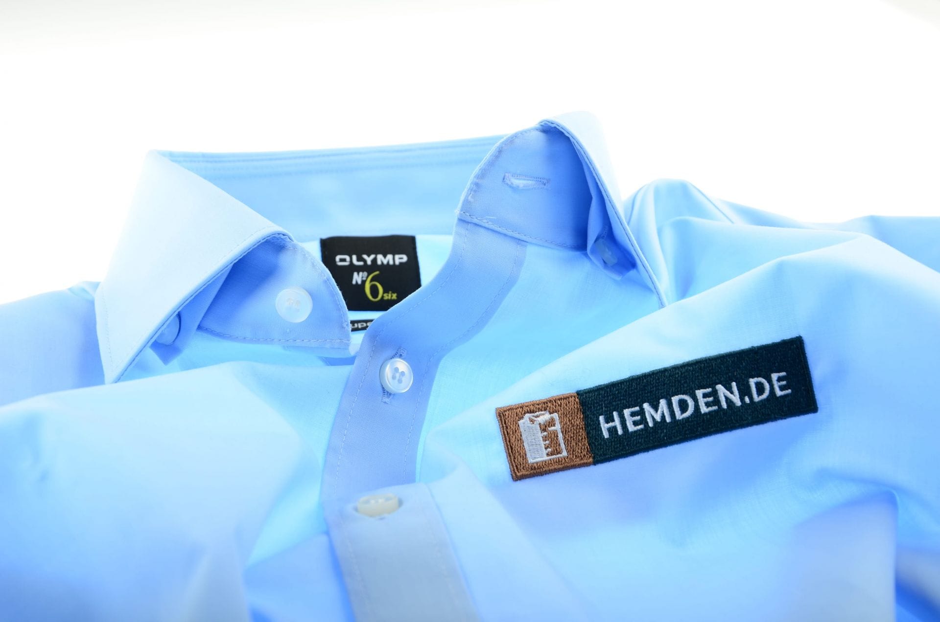 Hemden besticken lassen mit Logo