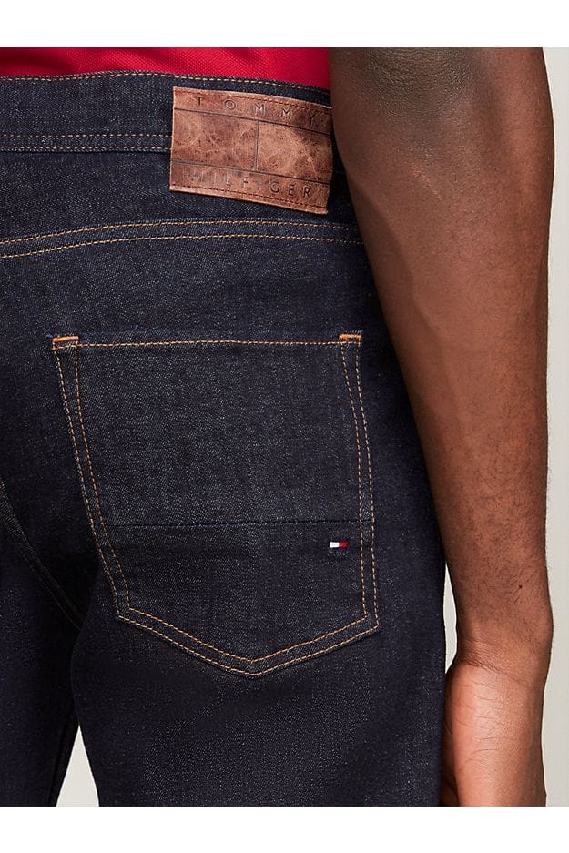 Tommy Hilfiger Denton Straight Fit CORE STRAIGHT DENTO Vijf-zak Jeans ...